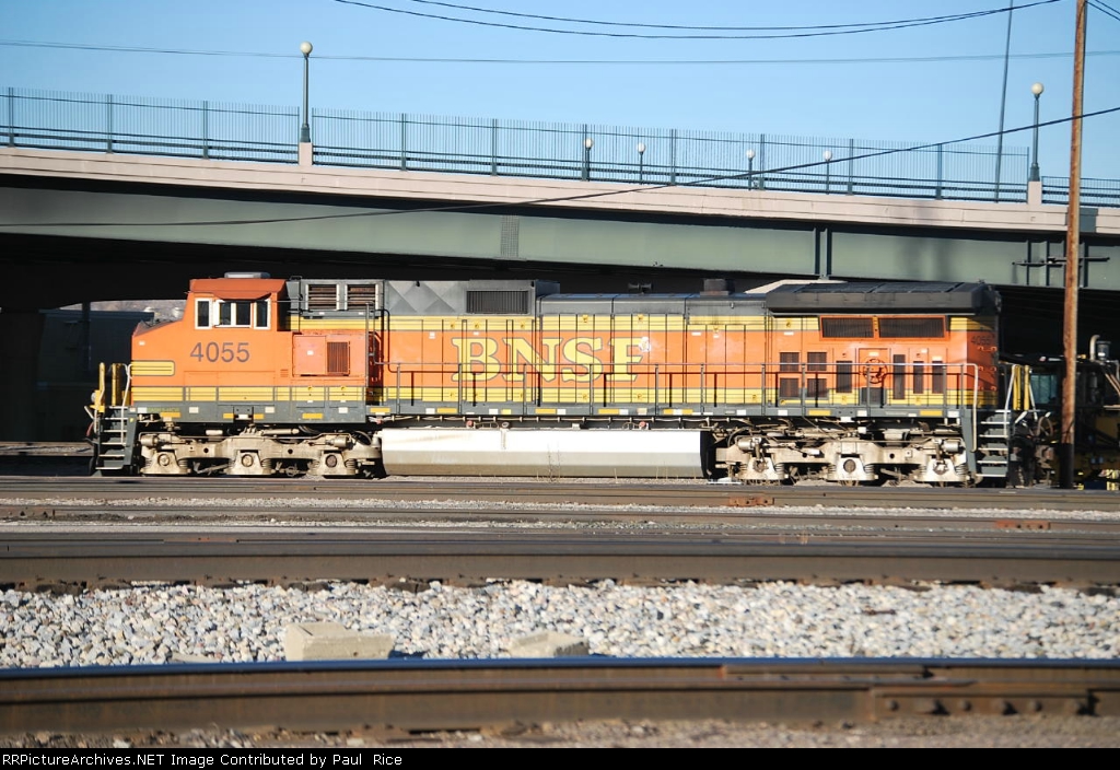 BNSF 4055